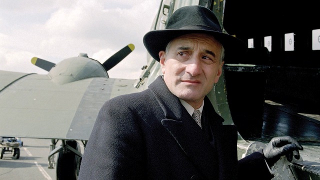 Les enquêtes de Foyle | Les grandes Maneouvres | ICI TOU.TV