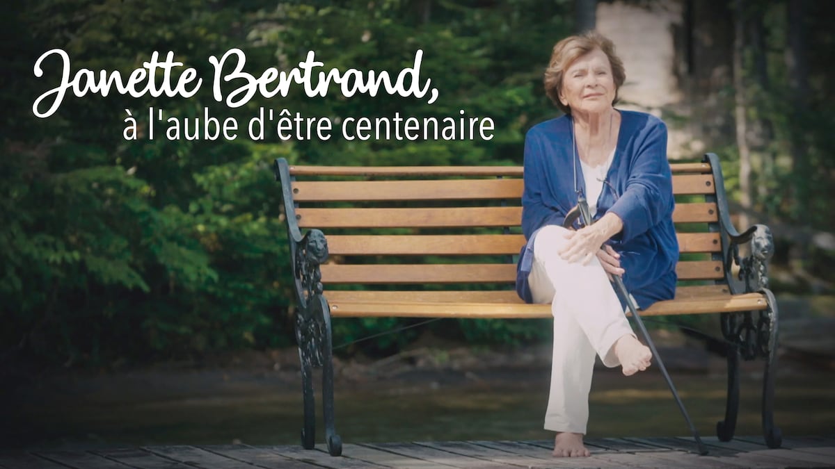 Janette Bertrand : à l'aube d'être centenaire | Films | ICI TOU.TV